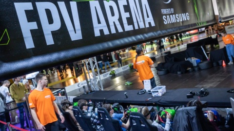 FPV-Arena: Das ist immersives Gaming! | CAGGTUS